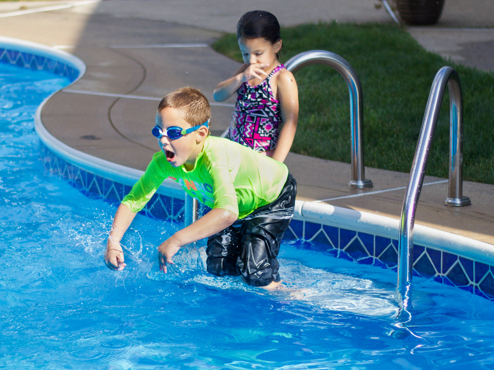 ShareQuip Releases JimmyBench Pool Ladder Conversion Kit - PoolPro